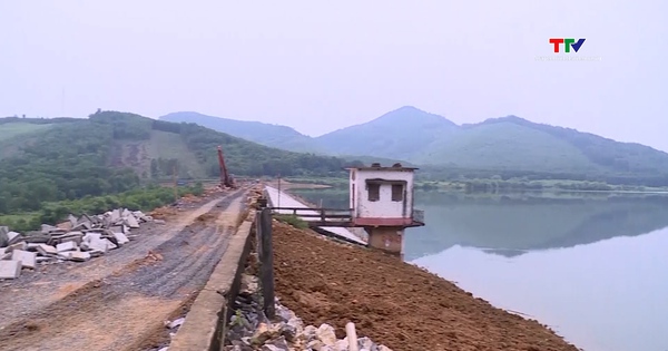 Tăng cường các biện pháp hạn chế vi phạm pháp luật về đê điều