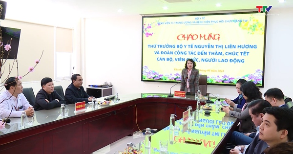 Thứ trưởng Bộ Y tế thăm, chúc Tết các đơn vị y tế tại Thanh Hoá