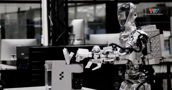 Microsoft và OpenAI sản xuất robot thông minh hình người